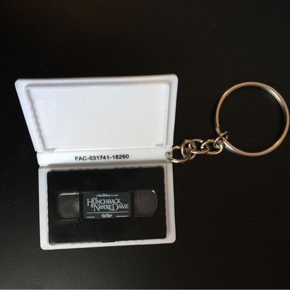 Disney | Accessories | Nwot Rare Disney Hunchback Of Notre Dame Vhs ...